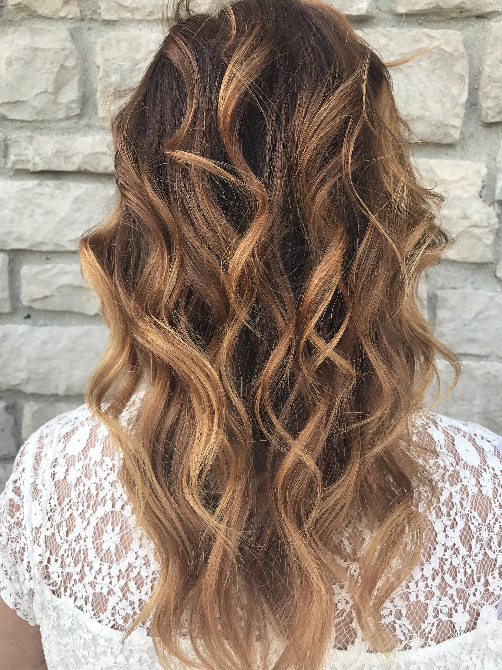 Amanda's Loft At Salons @ The Greene In Beavercreek OH | Vagaro